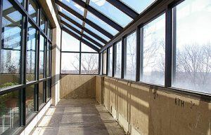 Solarium vs. Sunroom